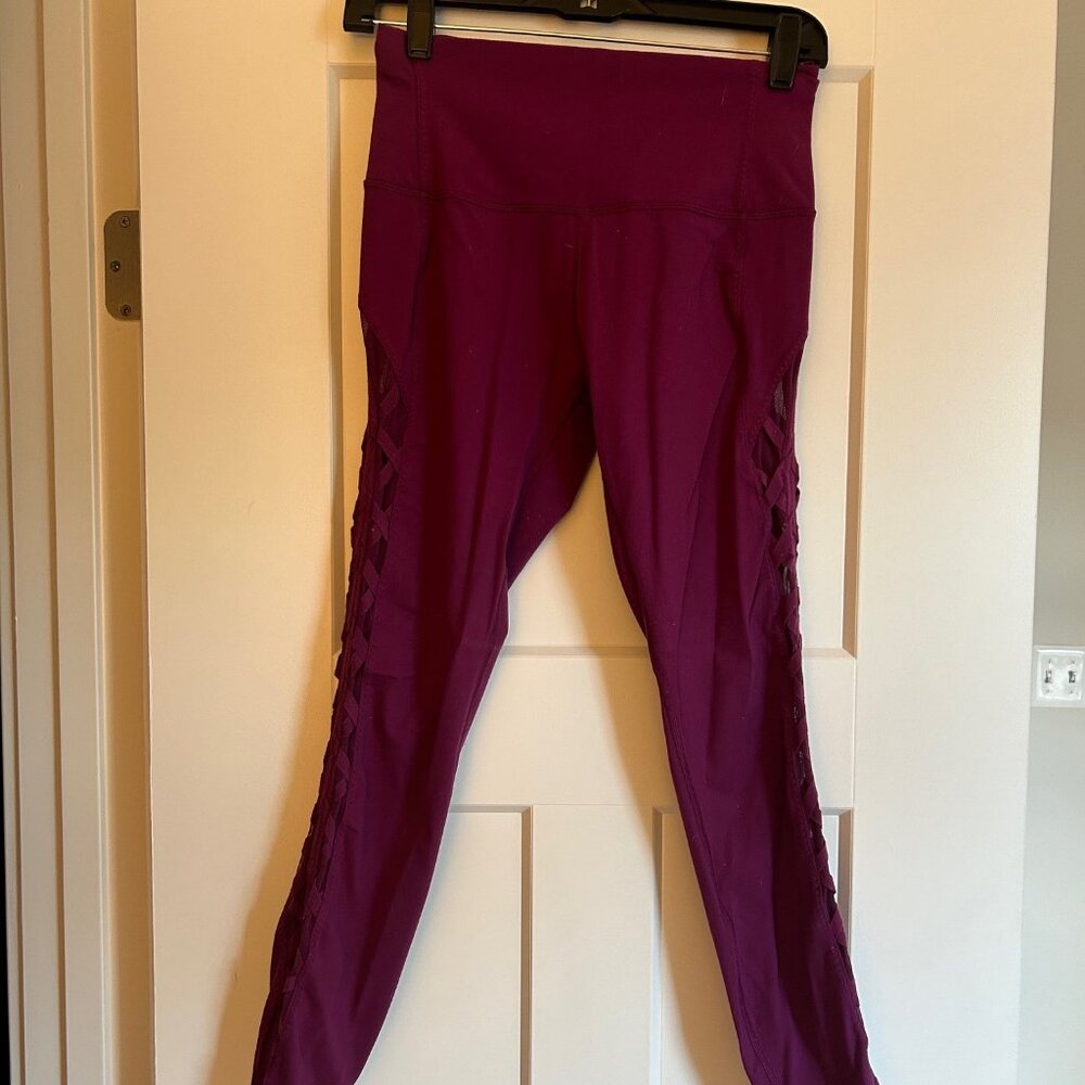 Lululemon Mesh And Lace Up Side Leggings - Gem